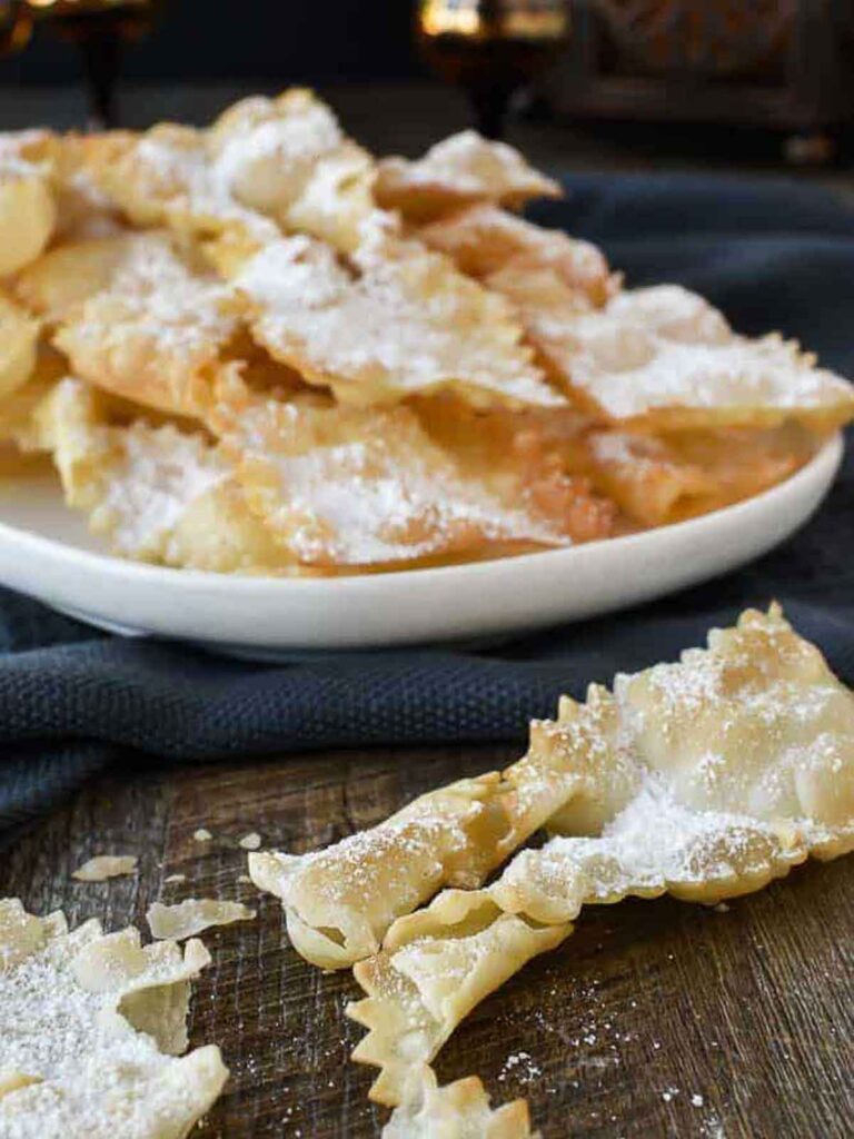 Traditional Italian Crostoli recipe - Marcellina In Cucina