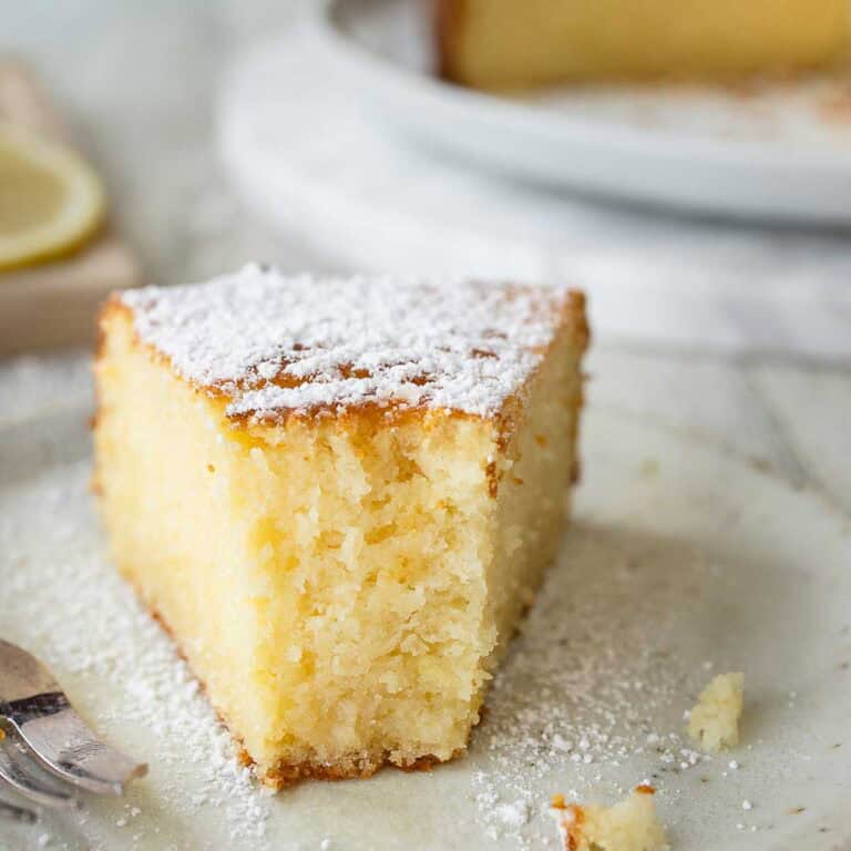 Italian Lemon and Ricotta Cake